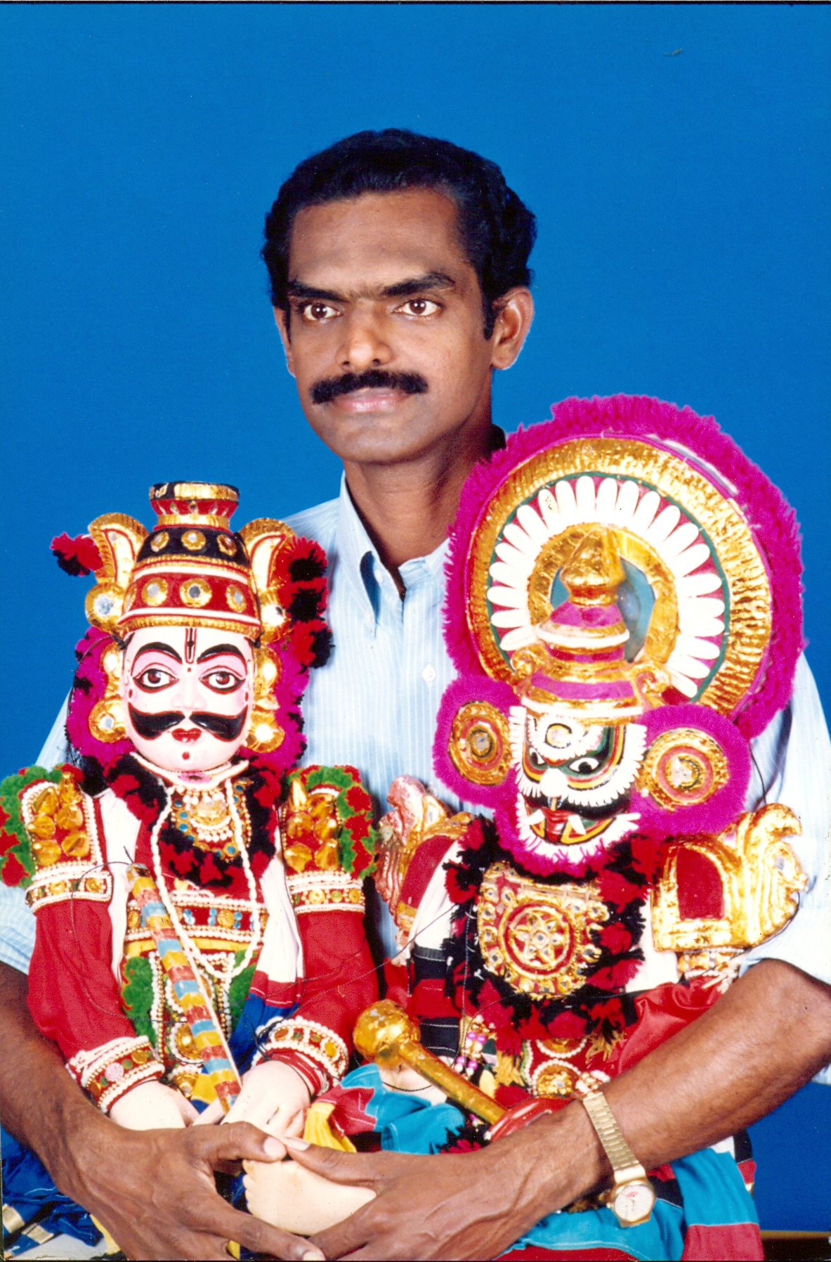 Home - Yaksha Puthali Bombe Mane